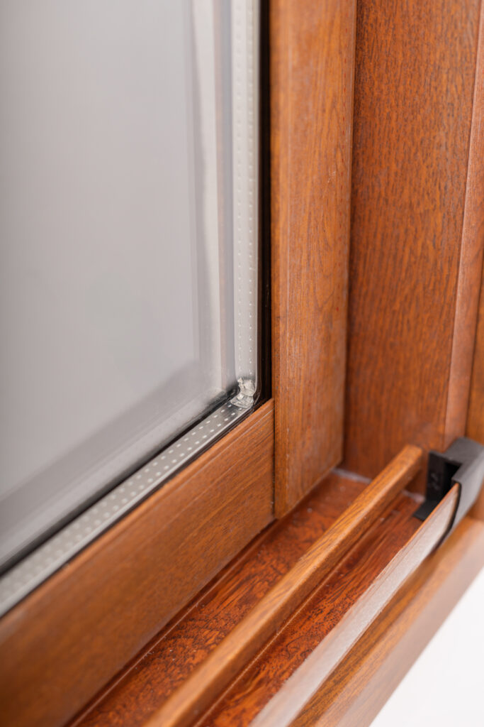 Ventana de Aluminio Símil Madera Corrediza - Nexo | Aberturas